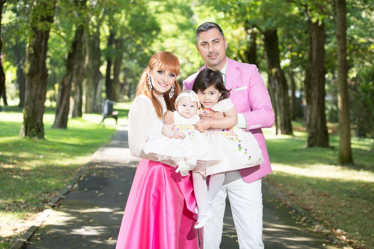 Alaturi de peste 200 de apropiati ai familiei Ciucu, Ana Raisa Ciucu a ...
