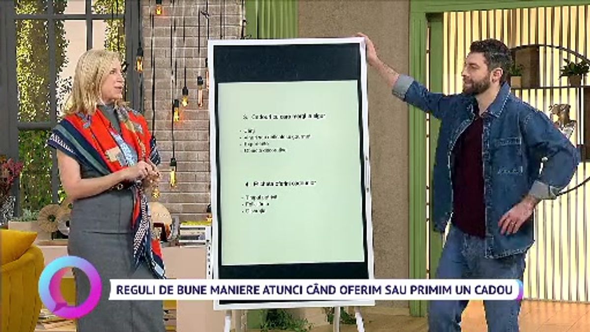 Reguli de bune maniere atunci când oferim sau primim un cadou | Scene ... Reguli de bune maniere atunci când oferim sau primim un cadou | Scene ...