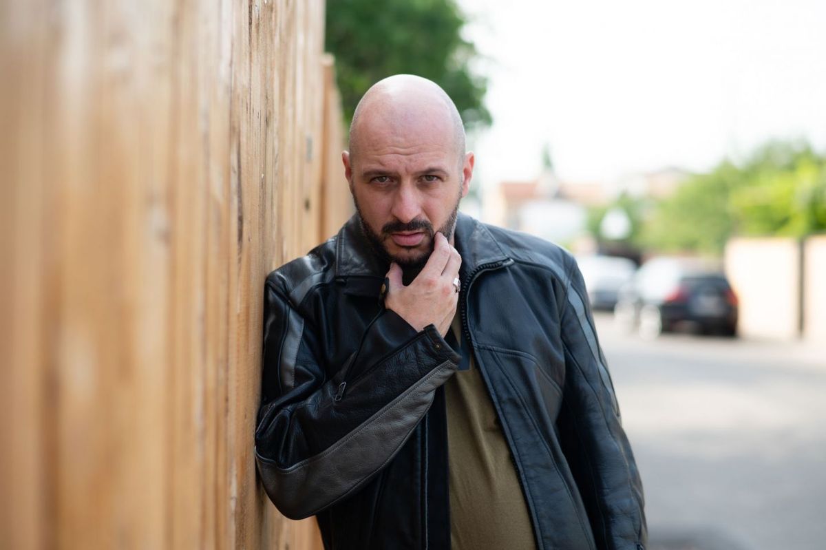 Andrei Mateiu, detalii exclusive din culisele serialului Brigada Nimic ...