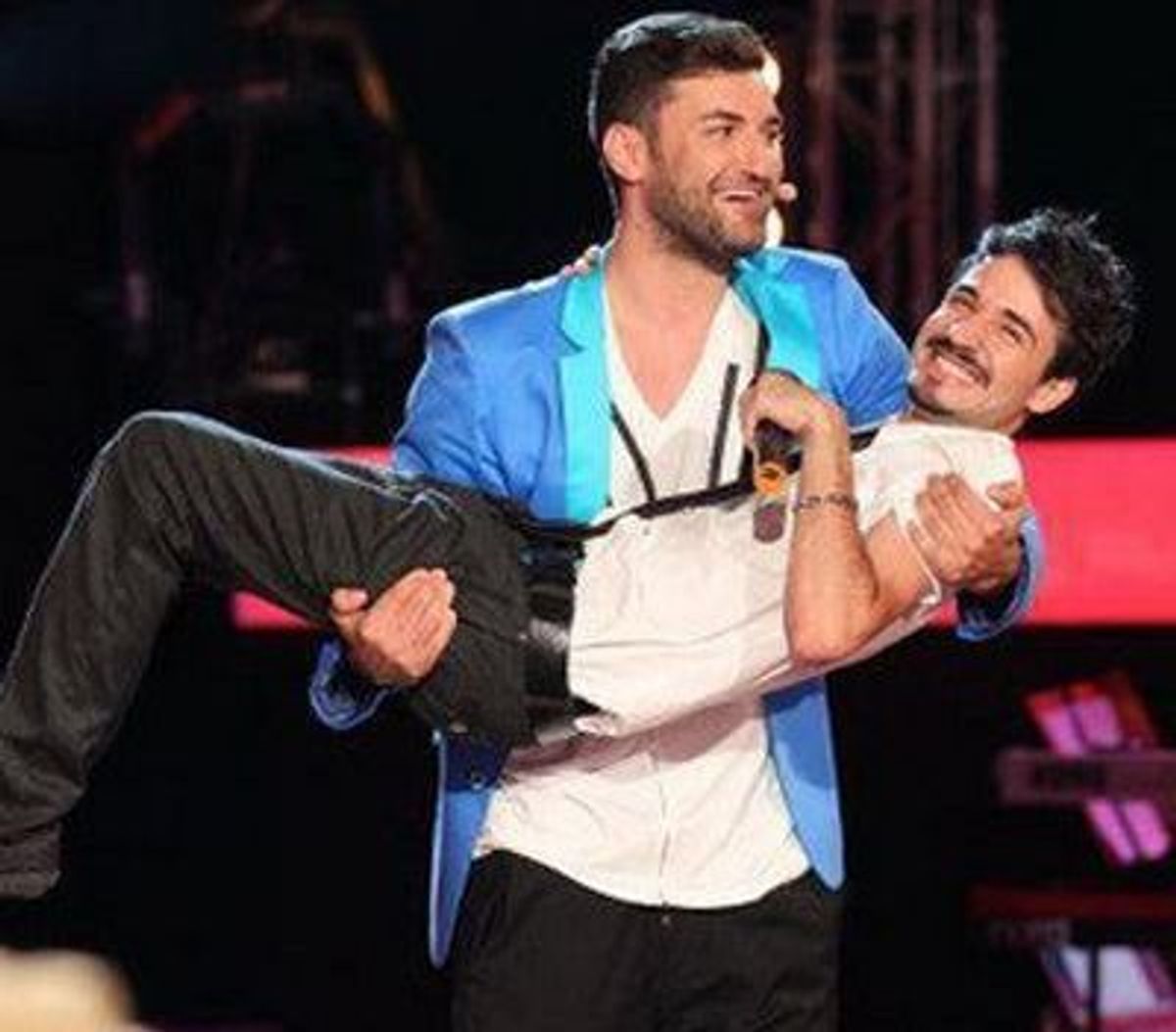 De la ras in hohote, la "piele de gaina". Revezi cele mai frumoase ...