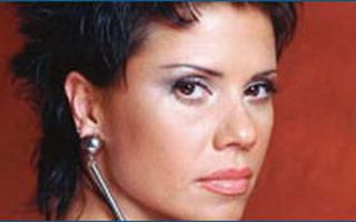 Luminita Anghel: "Am crezut ca imi pierd copilul cand el a aflat ca e ...