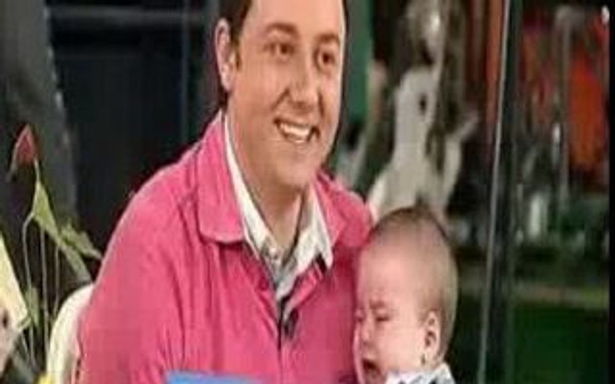 Finutul lui Maruta si al Andrei, vedeta la Happy Hour | PRO TV