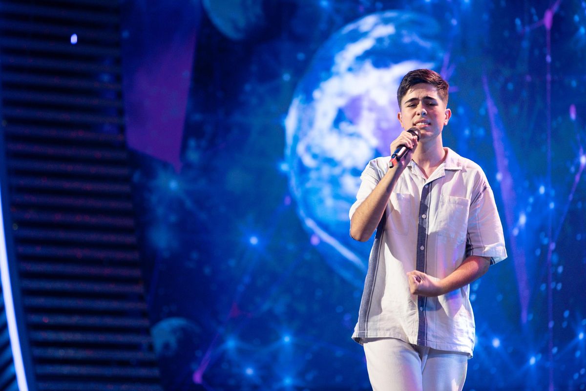 Românii au talent, 26 aprilie. Lukas Urdea, moment impresionant pe ...