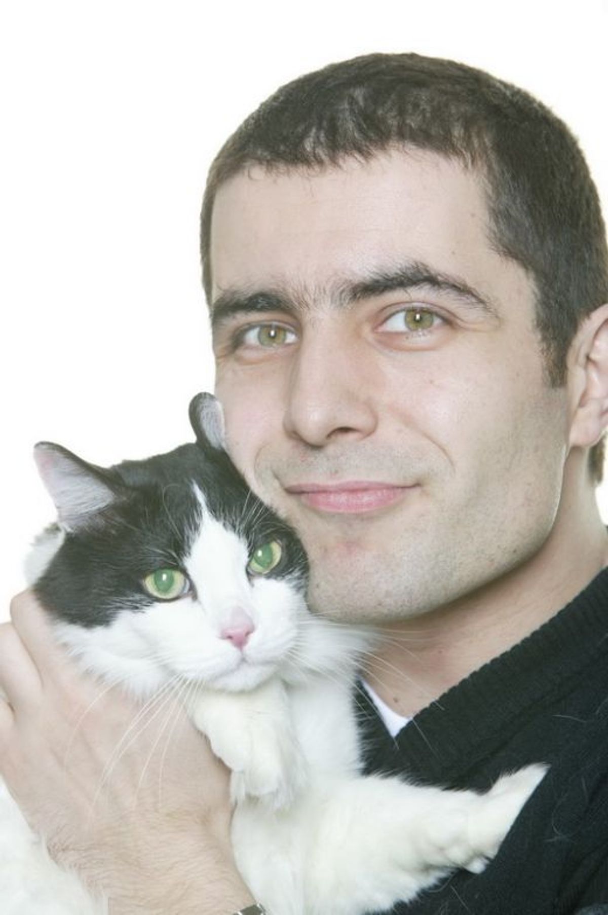 Motanul lui Cristian Leonte vorbeste la telefon | PRO TV