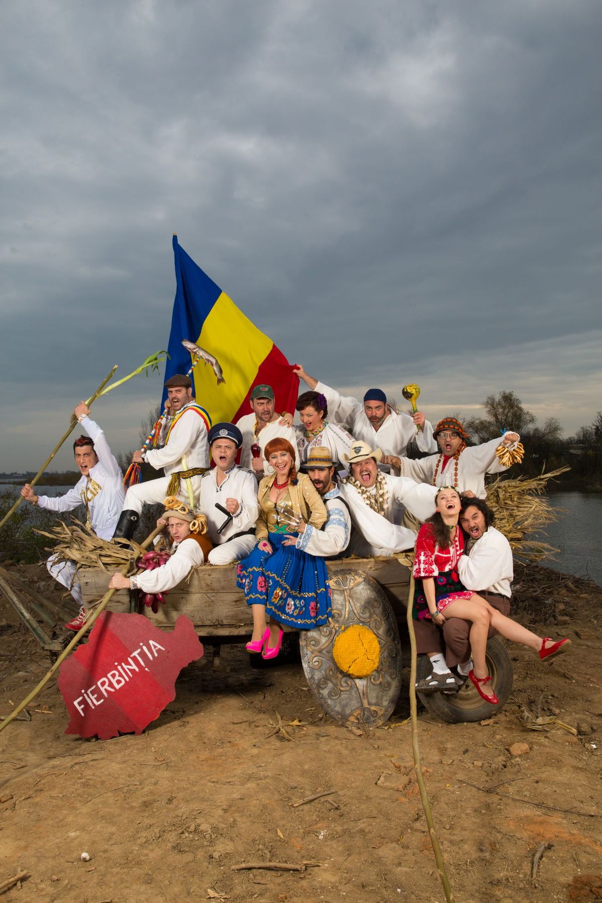 Intrebarea saptamanii este: mar sau para? Fiecare “fruct” vine cu ...