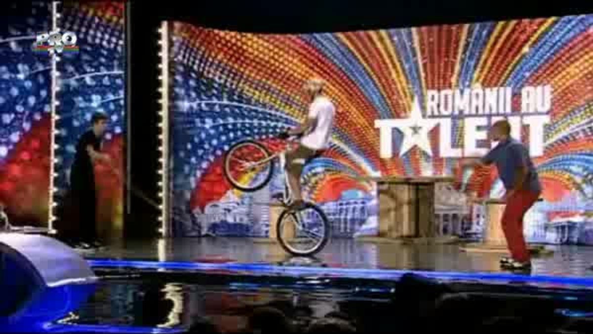 Bogdan Balmus | Scene si bonusuri din Românii au talent! | PRO TV
