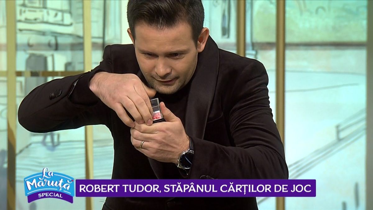Magicianul Robert Tudor ne arată noi trucuri de magie | Scene si ...
