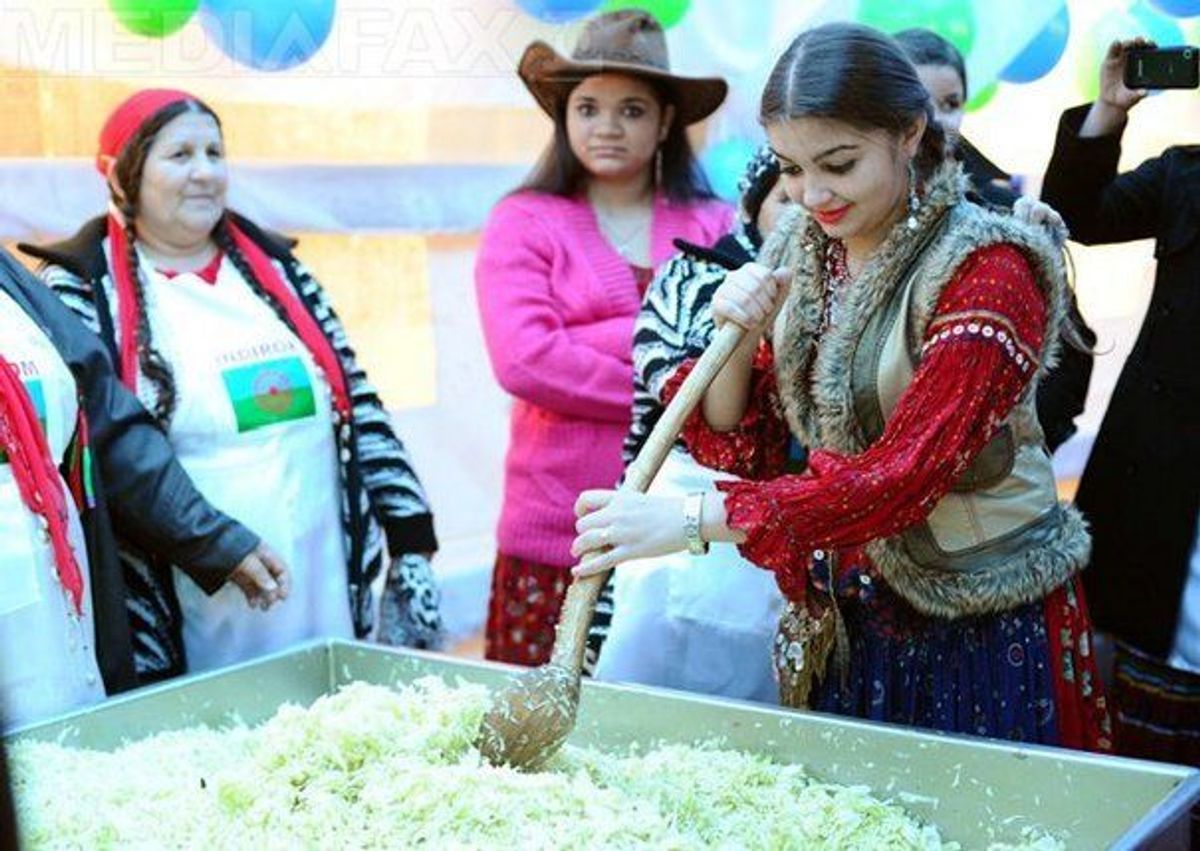 Romii caldarari din Sibiu vor sa intre in Cartea Recordurilor cu o ...