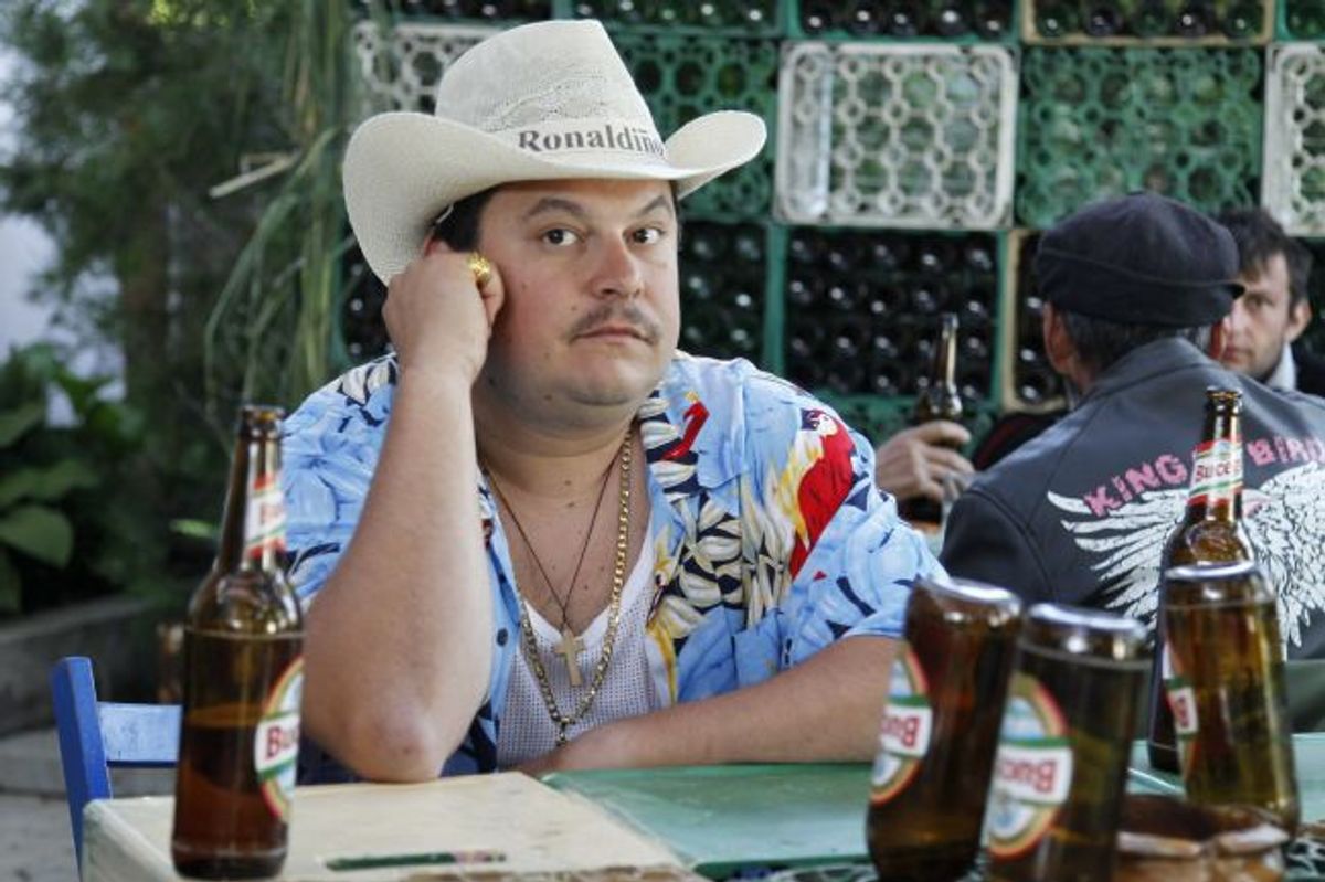 Bobita carciumarul, din "Las Fierbinti" direct in America | PRO TV