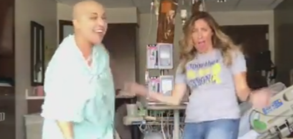 Este bolnava de cancer, dar a emotionat lumea dupa ce a publicat un ...