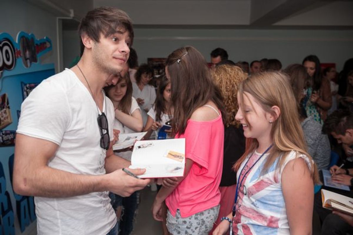 Cei 10 castigatori norocosi au avut sansa sa viziteze fabrica Ulker ...