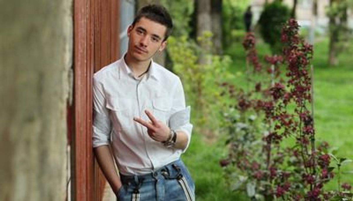 Adrian Tutu le-a pregatit fanilor sai un cadou muzical! Vezi cum poti ...