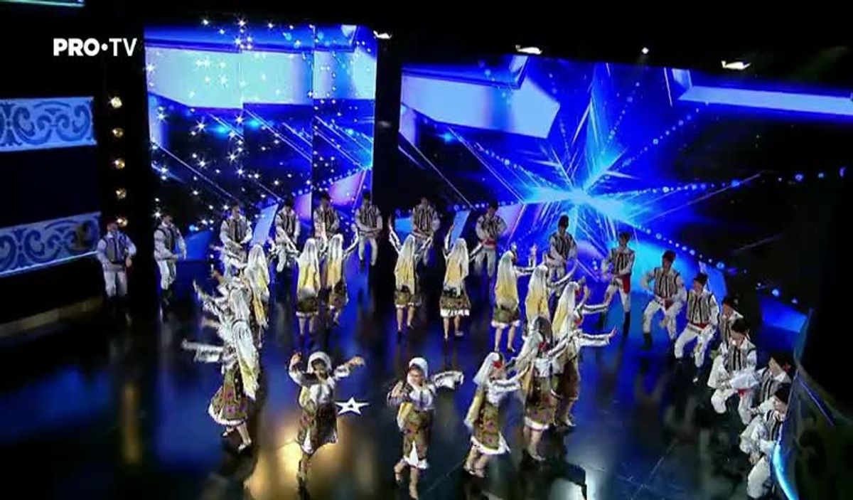 Romanii au talent 2018: Ansamblul de Dansuri Populare "JOC" - Dans ...