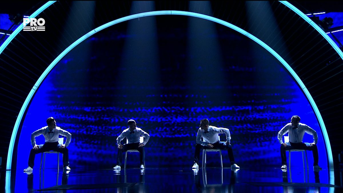 Romanii au talent 2017 - Semifinala 4: Aeros - Gimnastica acrobatica ...