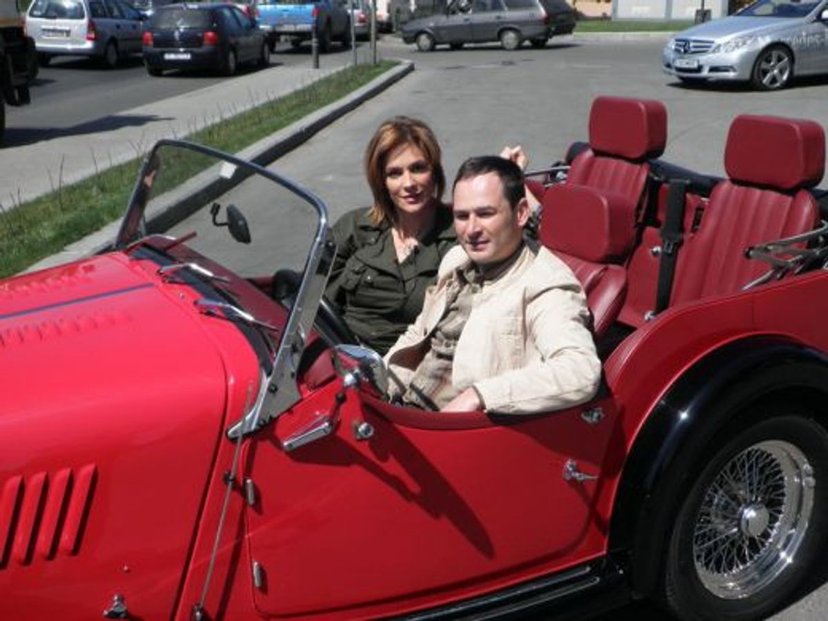 Ionut Negoita si masina lui retro - Morgan 4 seats | PRO TV