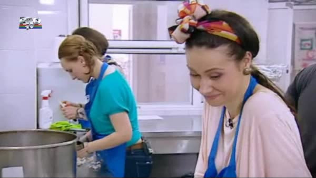 Ciorba de salata cu bors? Afla ce parere are Andreea despre asta ...