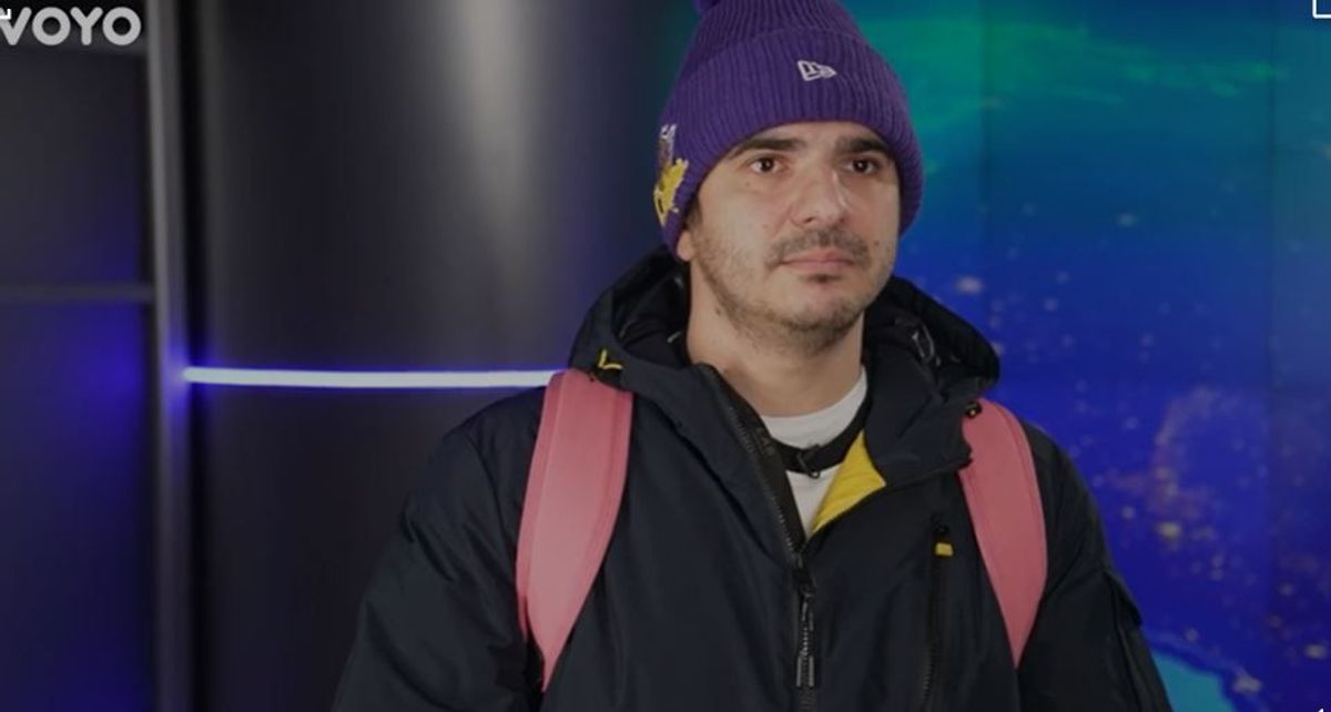 Alex Bogdan este prezentatorul ”The Wrong Podcast”, cel mai greșit ...