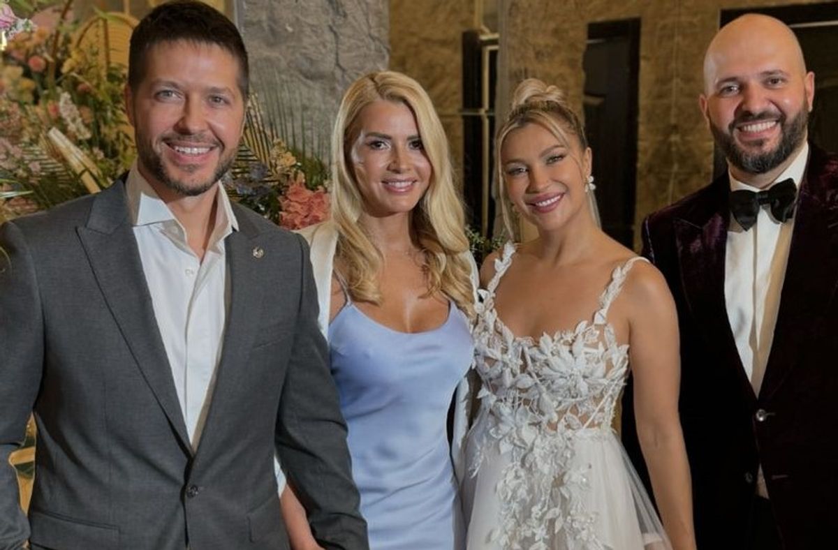 “Frumoși toți, dar soția dumneavoastră este superbă”. Jorge ...