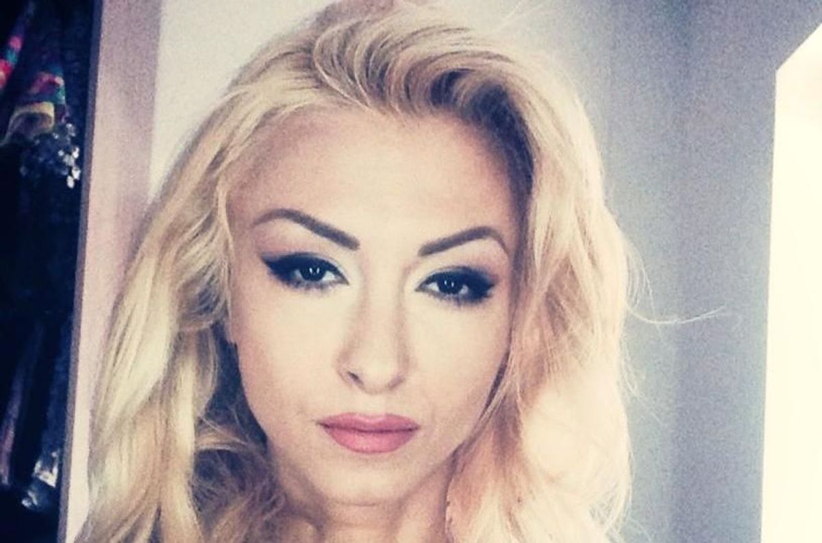 Andreea Balan este de nerecunoscut la filmarile pentru noul videoclip ...