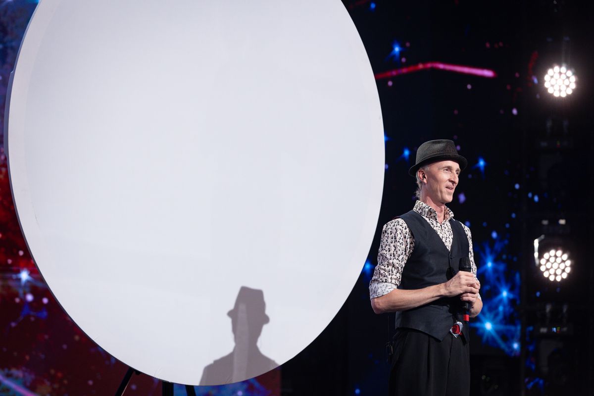 Românii au talent, 16 februarie. Drew Colby, spectacol fenomen, doar cu ...