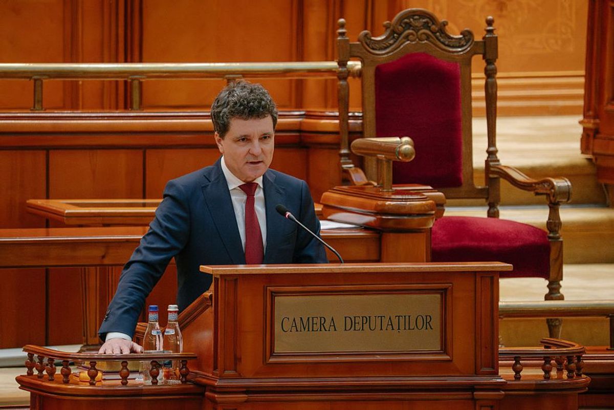 Cum l-a numit Gigi Becali pe Nicușor Dan la ceremonia de învestire de ...