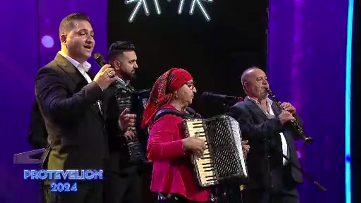 Taraful de la Vărbilău aduce lăutaria tradițională pe scena de la ...