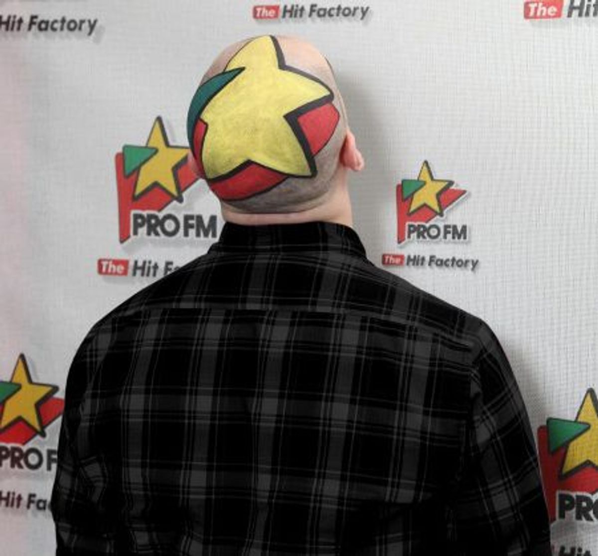 Echipa de DJ-i ProFM se imbogateste cu un personaj misterios! | PRO TV