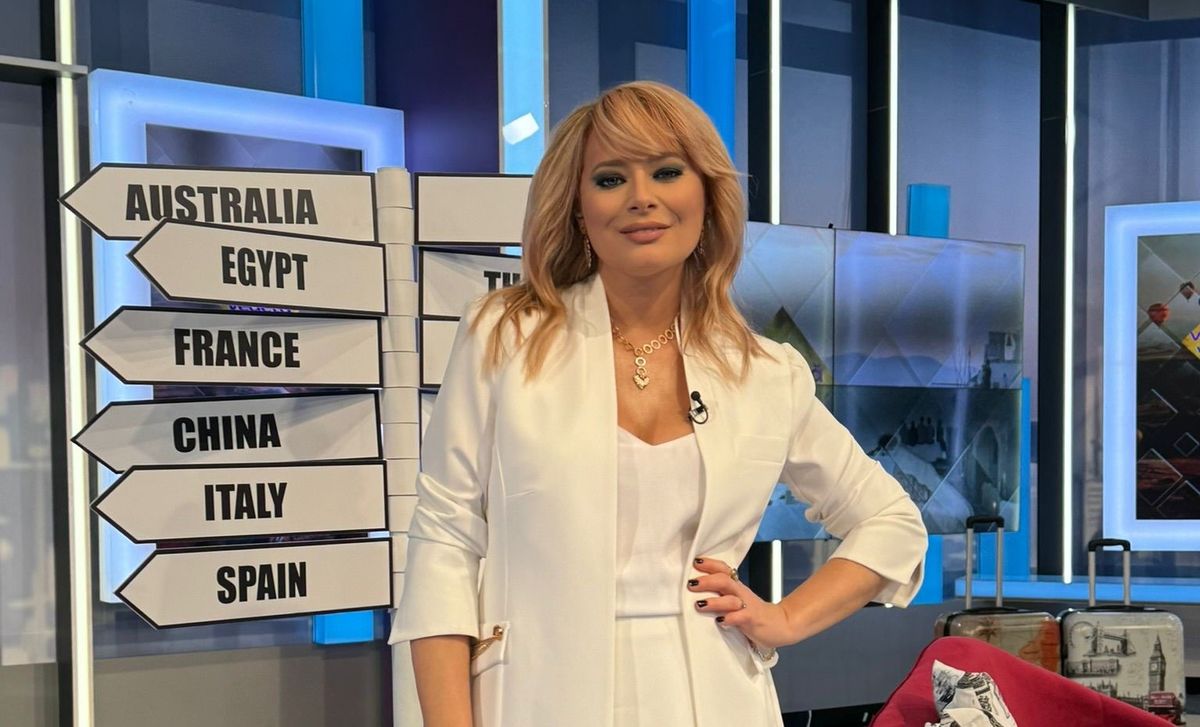 Laura Cosoi a creat comunitatea „Eu te-am făcut, eu te IUBESC” unde s ...