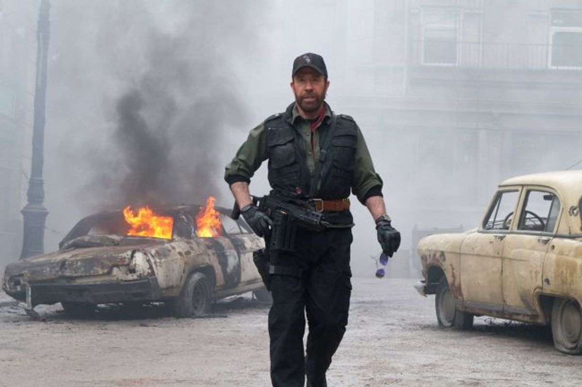 Filmul "Eroi de sacrificiu 2" a facut praf concurenta in lupta ...