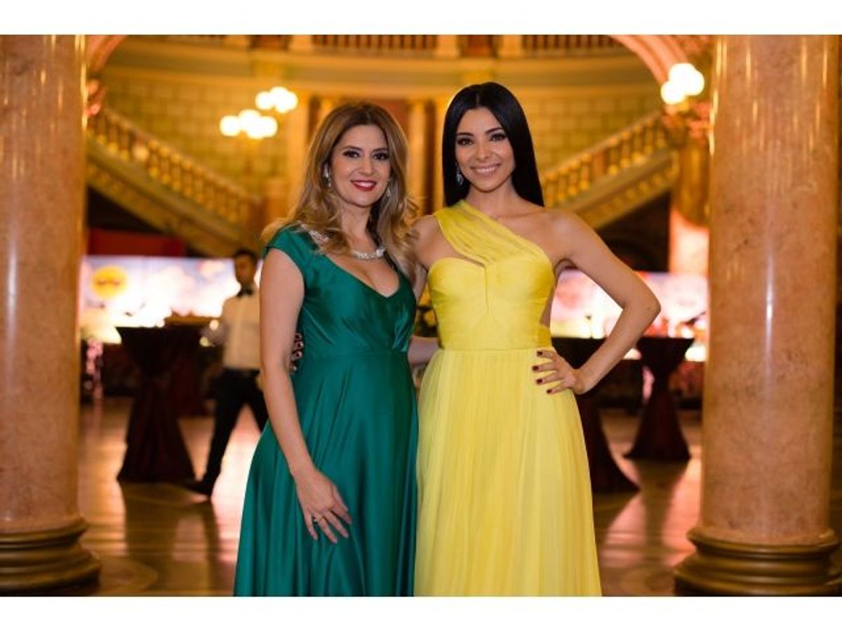 Alearga pentru Team Hope si castiga o cina cu Amalia Enache si Corina ...