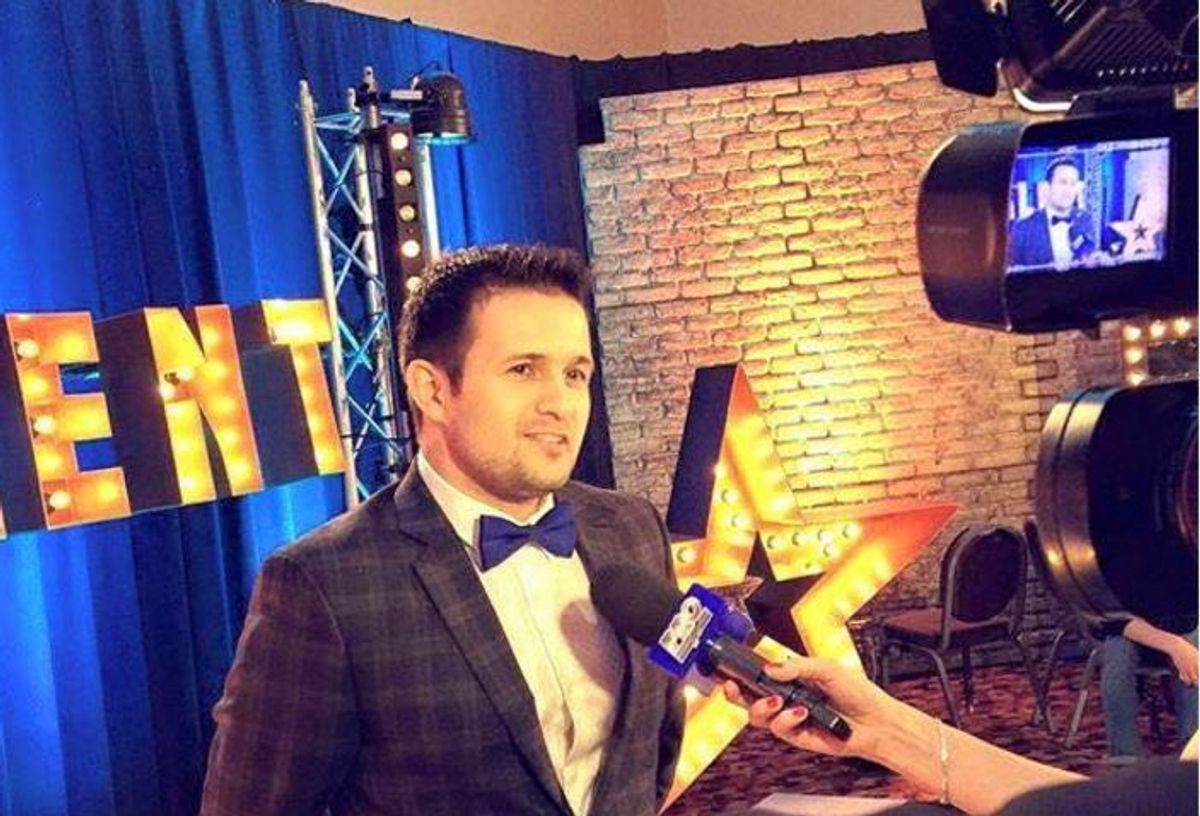 Finalistul sezonului 5 "Romanii au talent", magicianul Robert Tudor ...