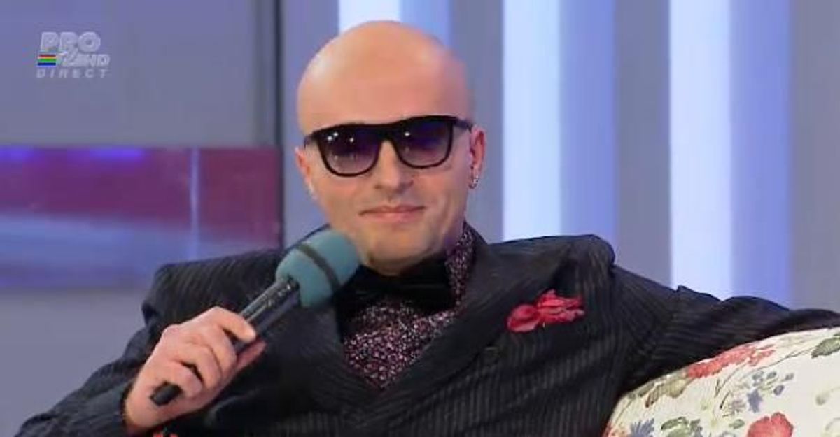 Costi Ionita, aproape de nerecunoscut. Cantaretul este complet ...