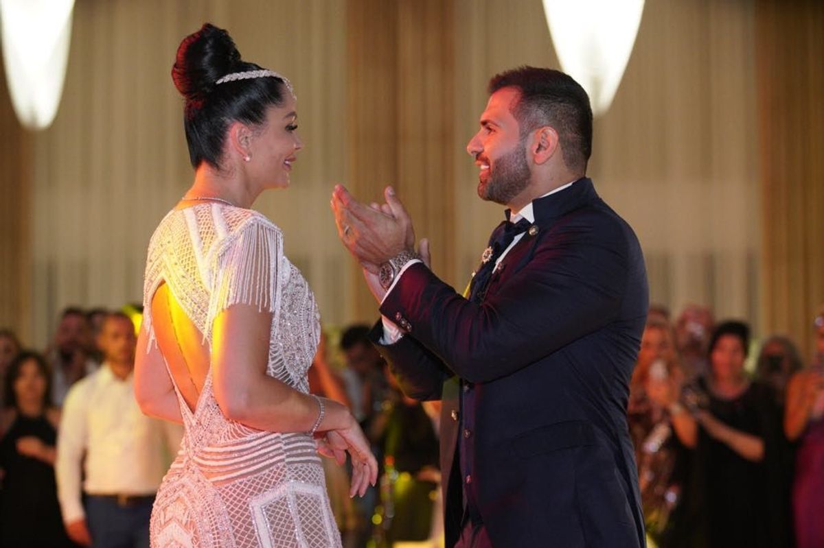 NUNTA ANULUI Dansul mirilor a fost unul dintre cele mai romantice ...