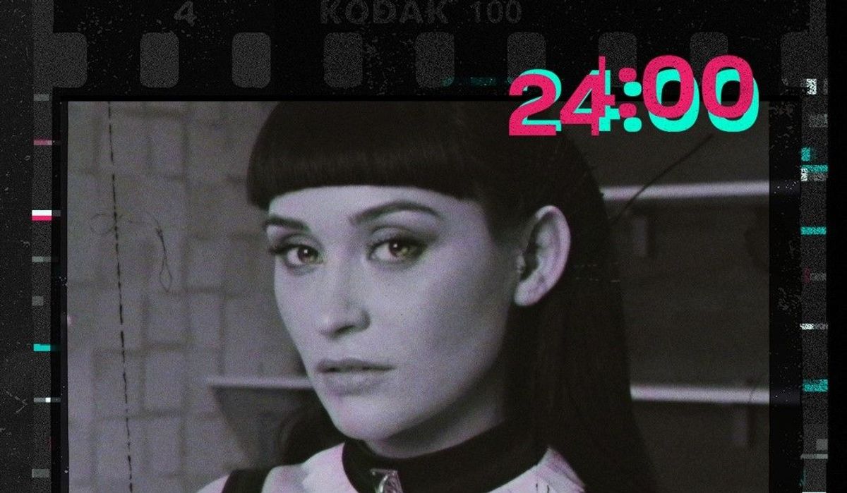 Irina Rimes se transformă în extraterestru în cea mai jucăușă piesă de ...