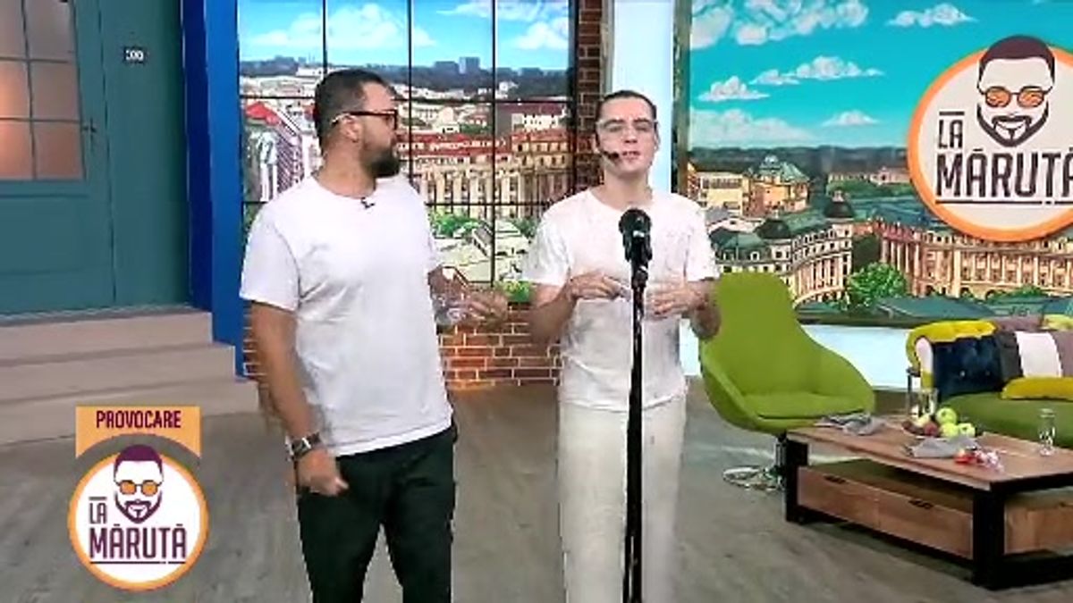 Dacă versul îl greșește, microfonul îl stropește | Scene si bonusuri ...