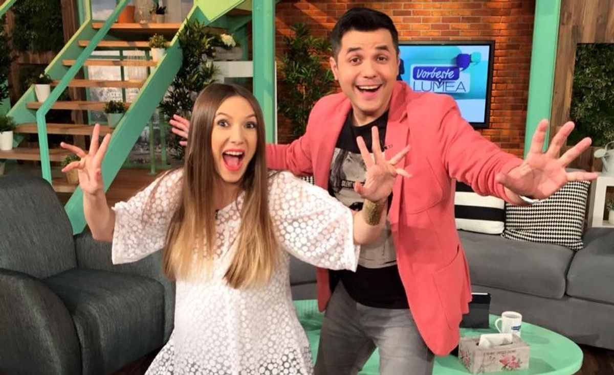 Adela Popescu a revenit la Adela Popescu a revenit la