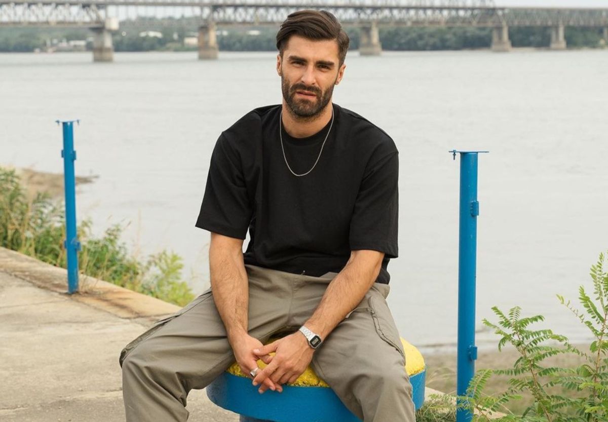 Daniel Nuță, în rolul unui gangster local într-un film de groază ...