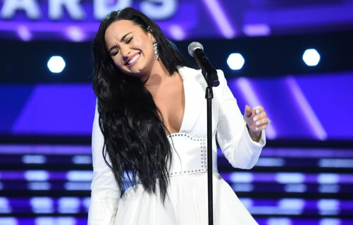 Demi Lovato, întâlnire amoroasă cu rapperul Machine Gun Kelly? „Sunt ...