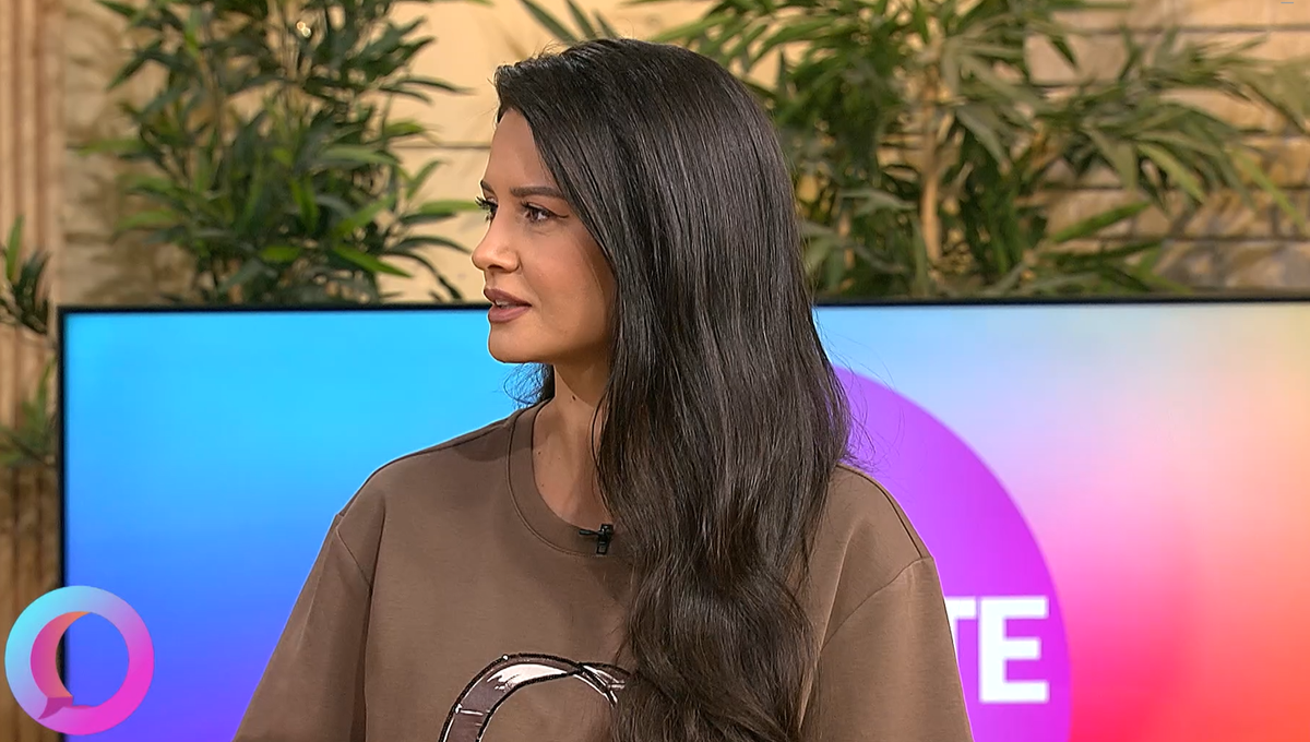 Iulia Pârlea, prinsă pe picior de plecare, către marea ei dragoste! Ce ...