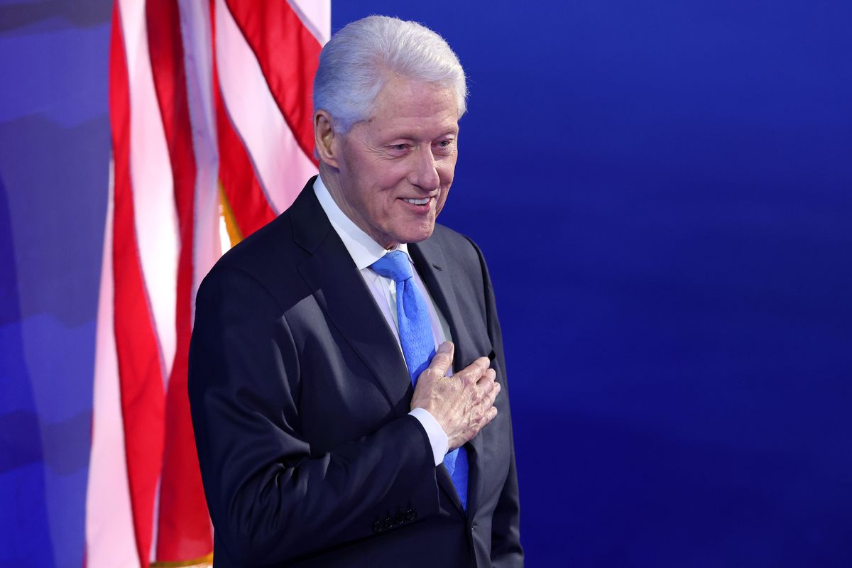 Bill Clinton, internat. Cu ce probleme de sănătate se confruntă și ce ...
