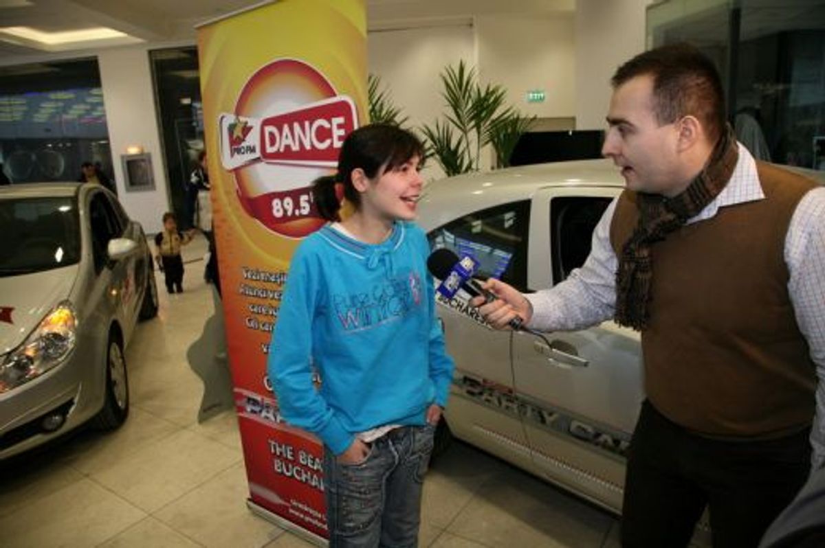 ProFm Dance a dat doua masini in loc de una | PRO TV