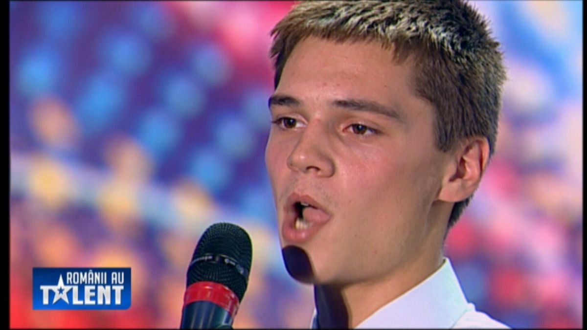 Gabriel Bucur - tenor | Scene si bonusuri din Românii au talent! | PRO TV