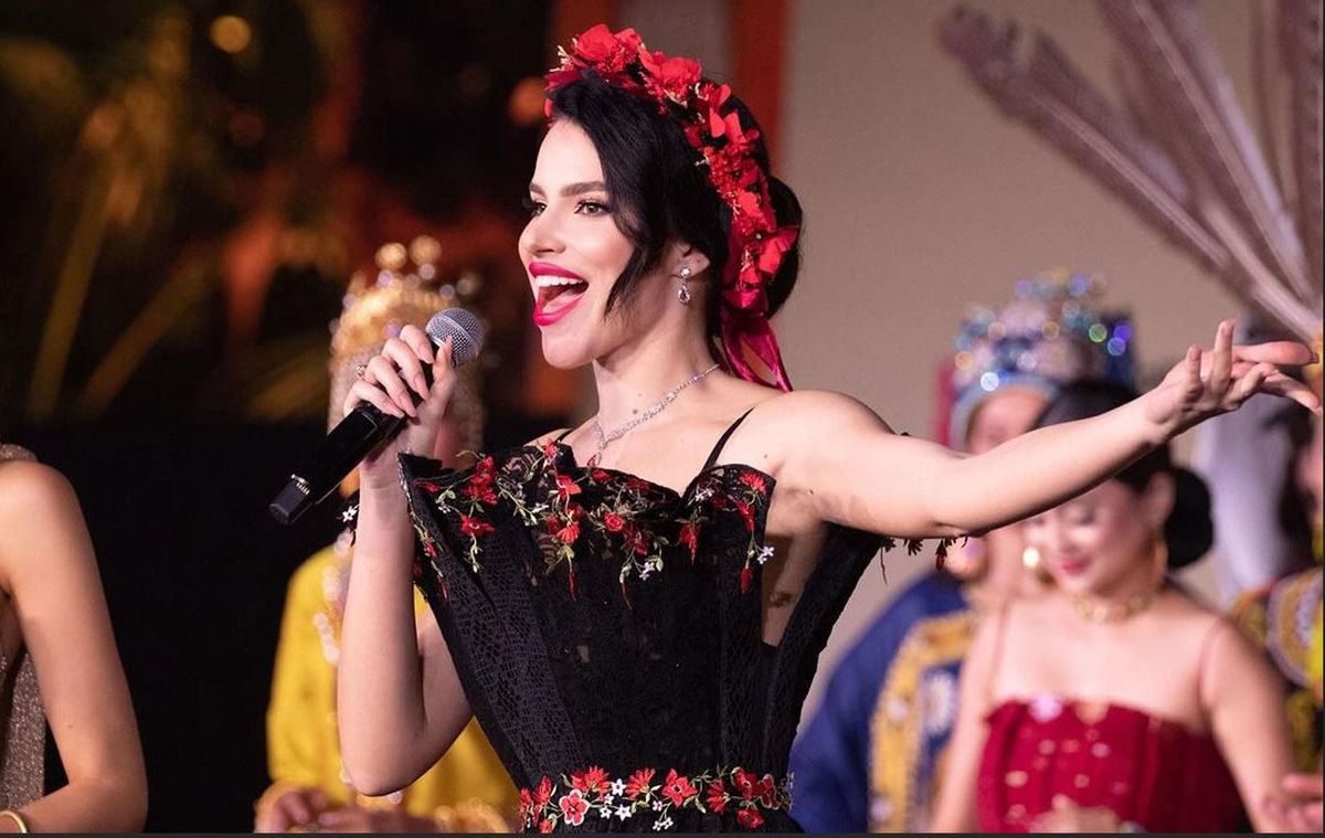 Ada-Maria Ileana, reprezentanta României la Miss World, a cântat „Lie ...