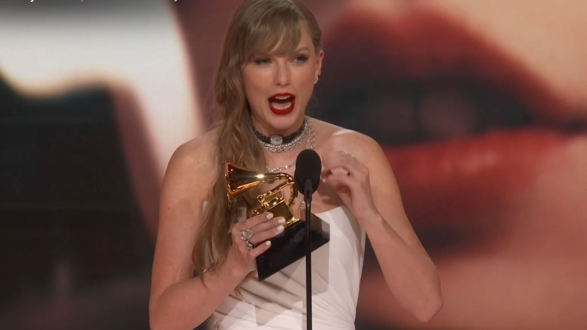 Taylor Swift tocmai a intrat în istorie la premiile Grammy 2024! Este singura persoană care a ...