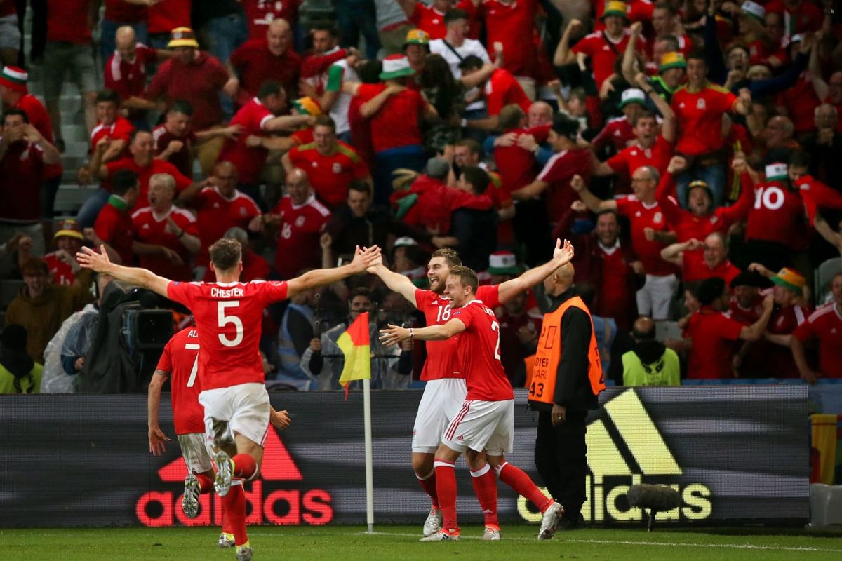 Tara Galilor - Belgia 3 - 1. Galezii fac un meci senzational si se ...