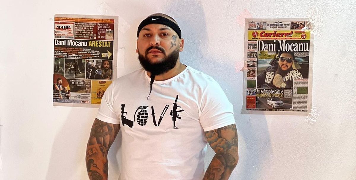 Dani Mocanu și-a lovit intenționat mașina în valoare de 200.000 de euro! Primele imagini cu ...