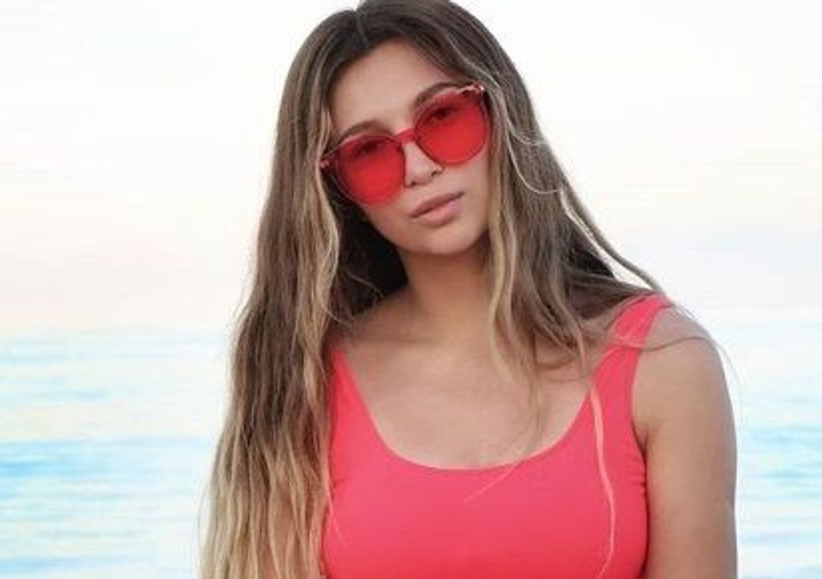 Imaginea controversată cu Lora care a stârnit scandal pe internet | PRO TV