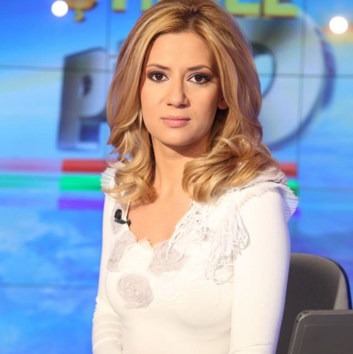 Amalia Enache si Monica Dascalu, doua vedete care daruiesc bucurie ...