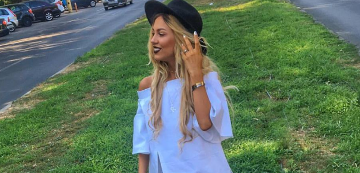 Maria Mirabela, fosta concurenta de la Vocea Romaniei, e mai ...