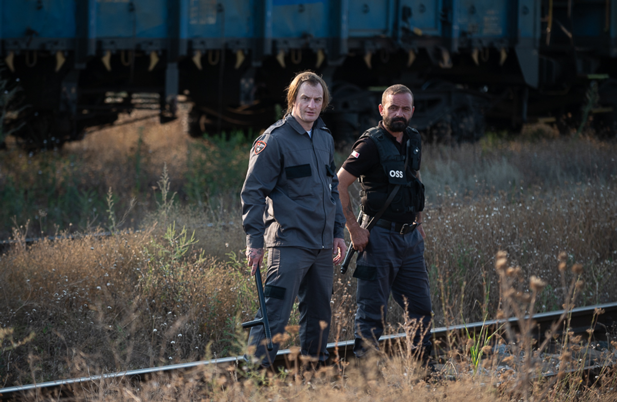 Șef sub acoperire 20 aprilie | Alex Filip află cum se păzesc trenurile ...